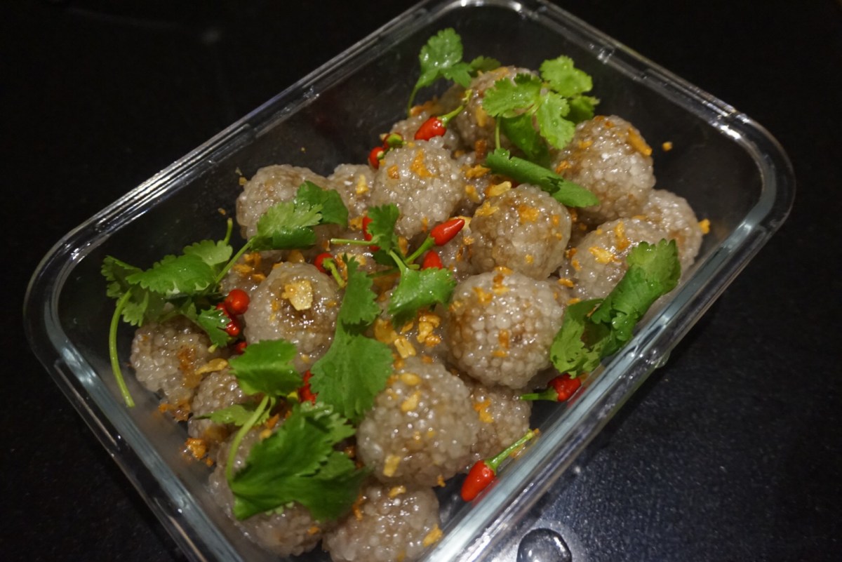 Tapioca Dumplings : Sakoo Sai Moo – Charinya's Kitchen